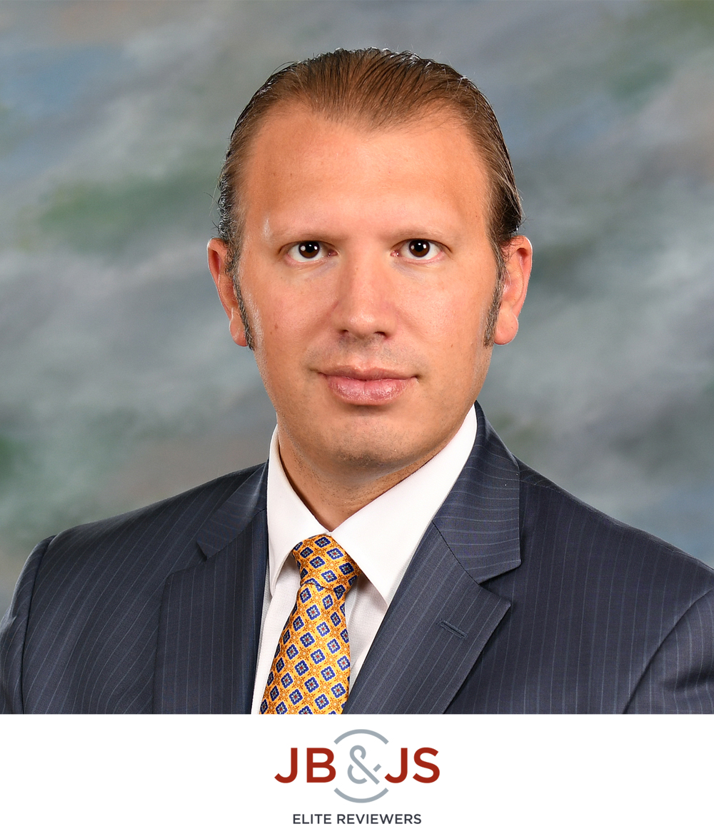 Elite Reviewer Spotlight: Peter Passias - OrthoBuzz